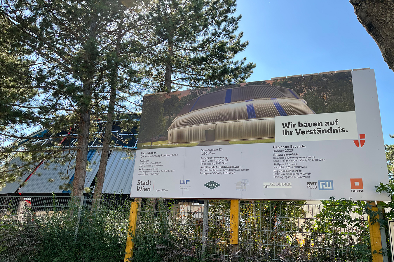 Gerald Bischof: Gleichenfeier Rundturnhalle Steinergasse › Gerald Bischof